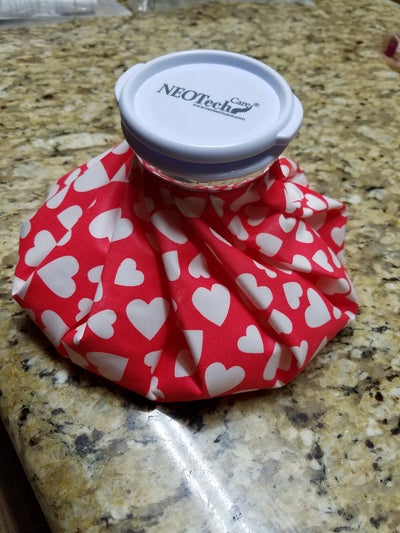 23yr Old, No Kids, 5'8" 126lbs, 485cc Silicone Unders. - Breast ...